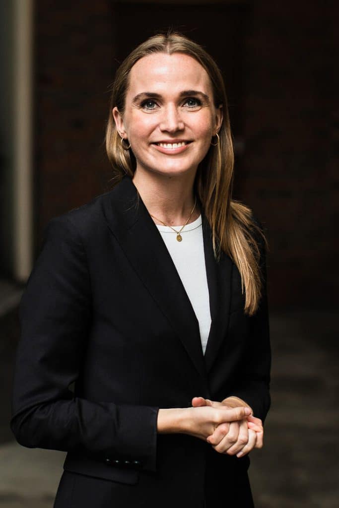 Elisabeth Clark - Ness Lundin